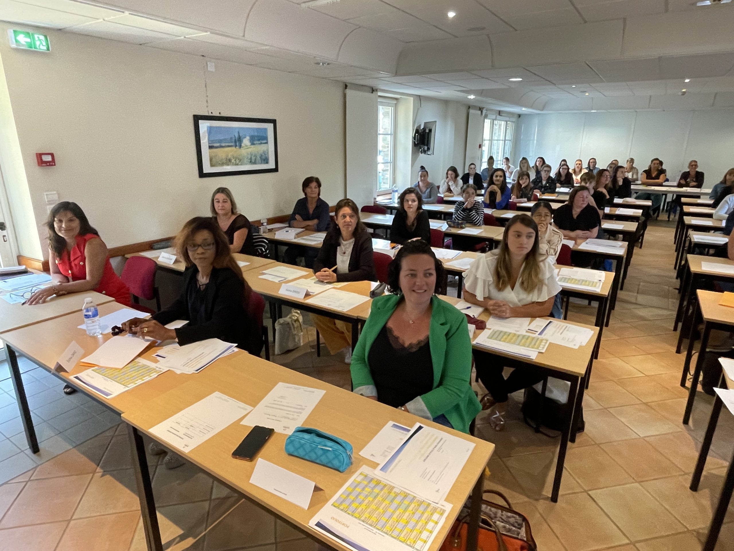 Malestroit. Rentrée à l'IFAS: comment le profil des étudiant(e)s aides-soignant(e)s évolue - Les ...