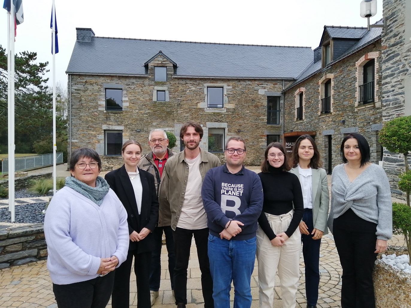 Saint-Martin-sur-Oust. Des étudiants en urbanisme étudient les ...